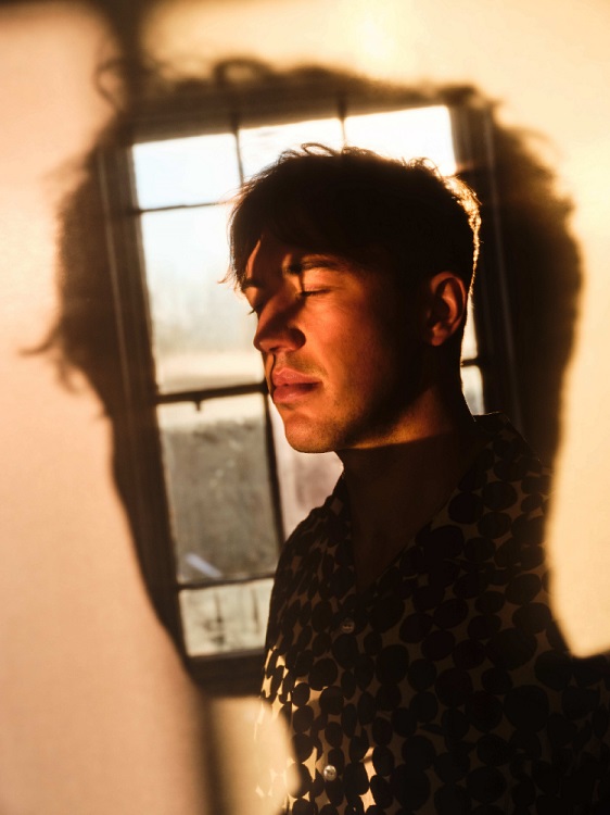 Nathan Ball im Interview über sein Debütalbum, die Wolken über Cornwall ...